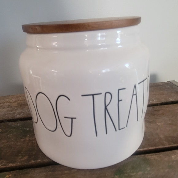 Rae Dunn | Dog | Rae Dunn Cream Dog Treat Canister With Wooden Lid ...